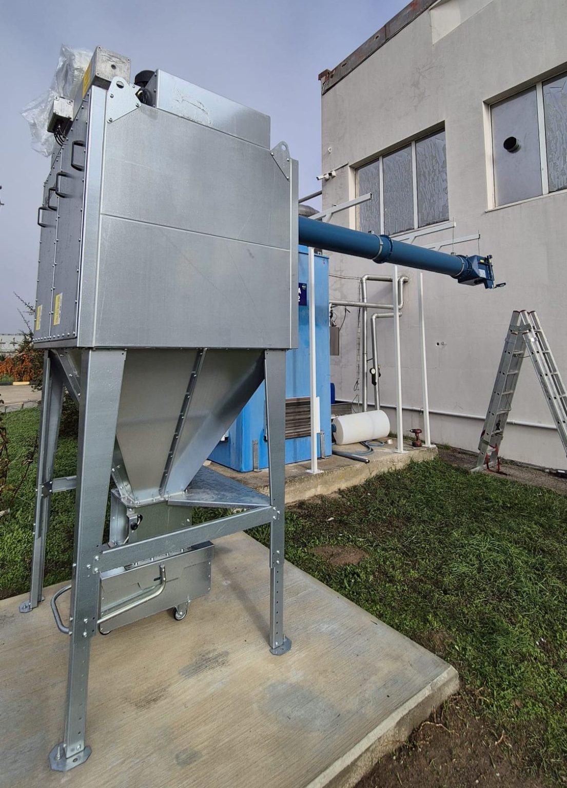 Powder Extraction System that Reduces Milk Powder Emission to Zero in ...